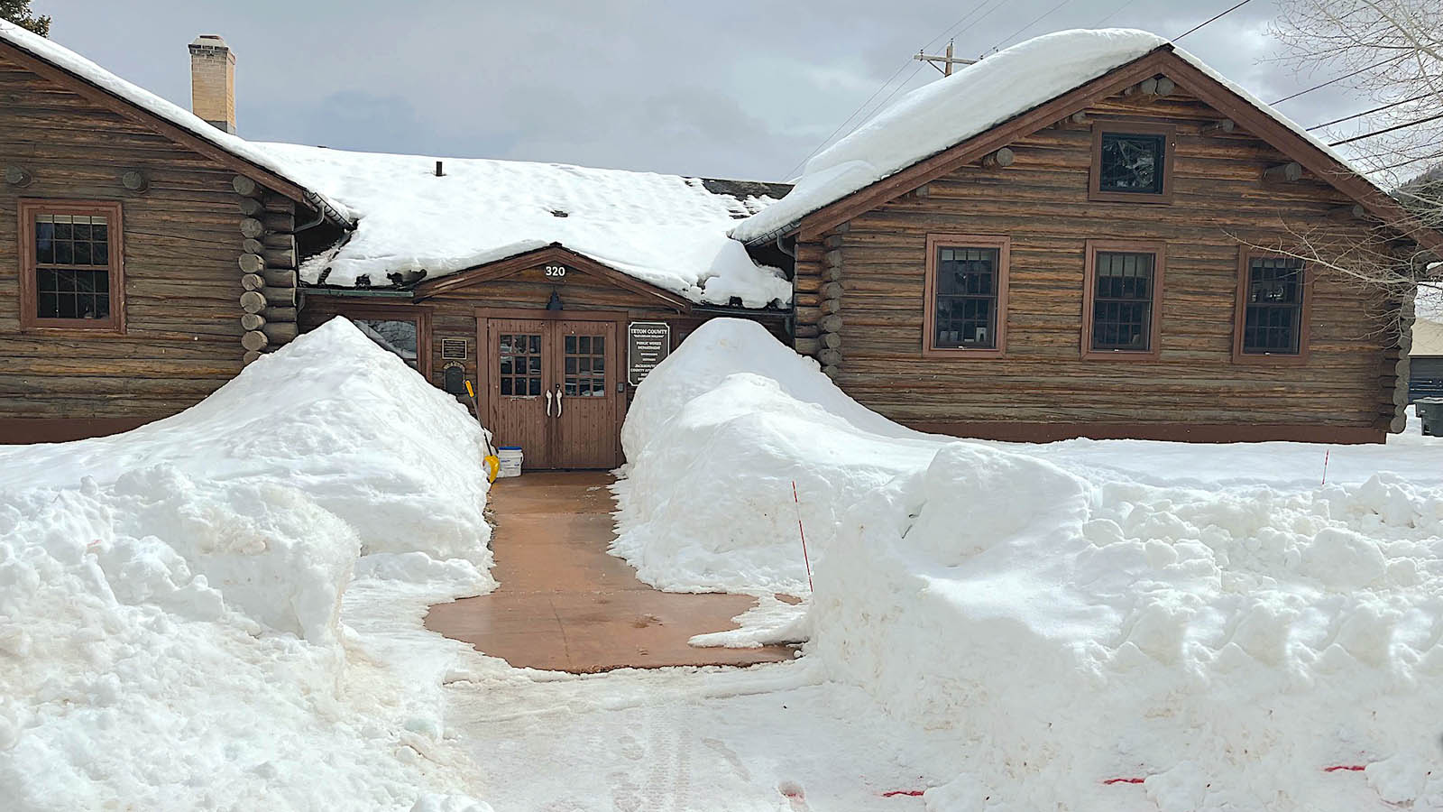 With 511 inches Of Snow, Jackson Doesn't Have Any Place To Put The Snow ...